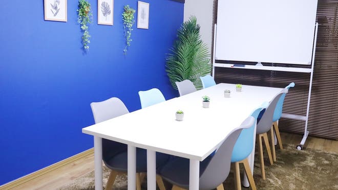 武蔵小杉駅徒歩2分/1階/最大12名/Wi-Fi(無料)/会議室/テレワーク/セミナー/撮影etc【静か・明るい・綺麗】の写真1