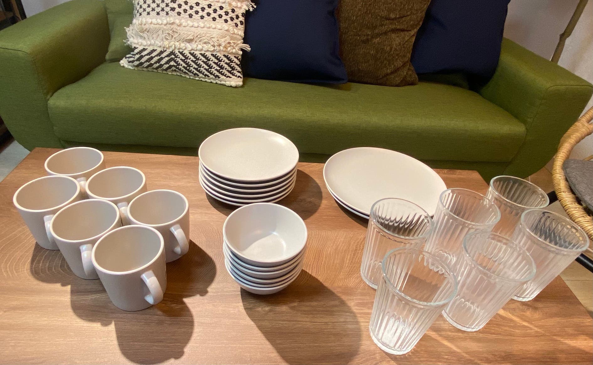 少人数でまったり♪最上階角部屋🌃デート/映画鑑賞/女子会/会議✨超好立地🚃50インチ大型📺Fire TV〈ナチュラ八王子駅前〉の写真5