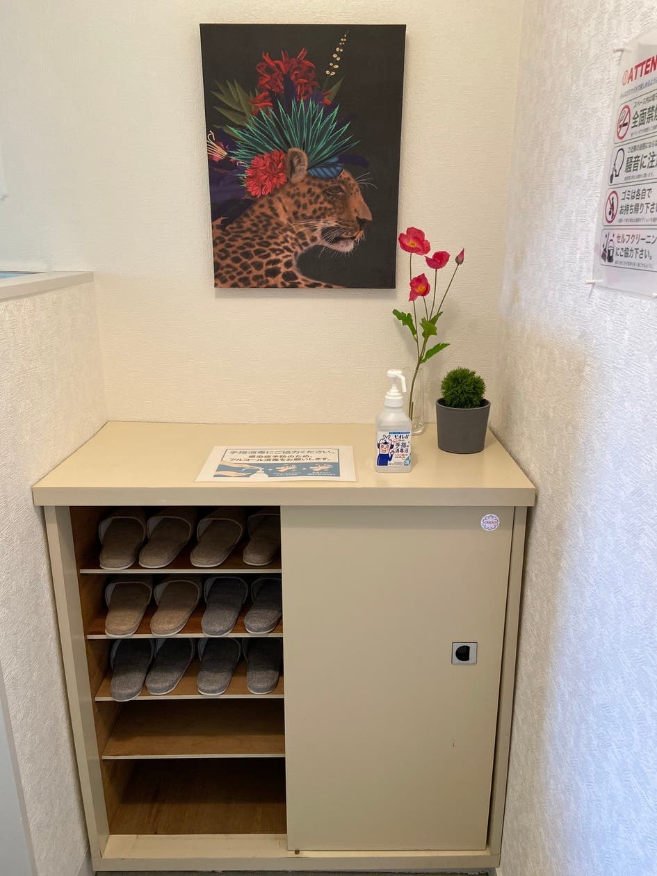 少人数でまったり♪最上階角部屋🌃デート/映画鑑賞/女子会/会議✨超好立地🚃50インチ大型📺Fire TV〈ナチュラ八王子駅前〉の写真12