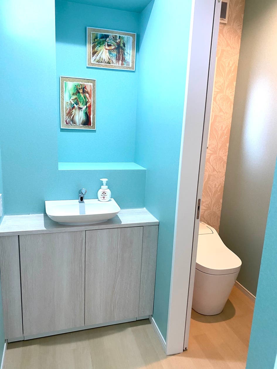 定員15名 床は清潔感のある白いクッションフロアです。 ※ 土足・ヒールでの入室は厳禁。 裏底が白のシューズをご着用ください。の写真13