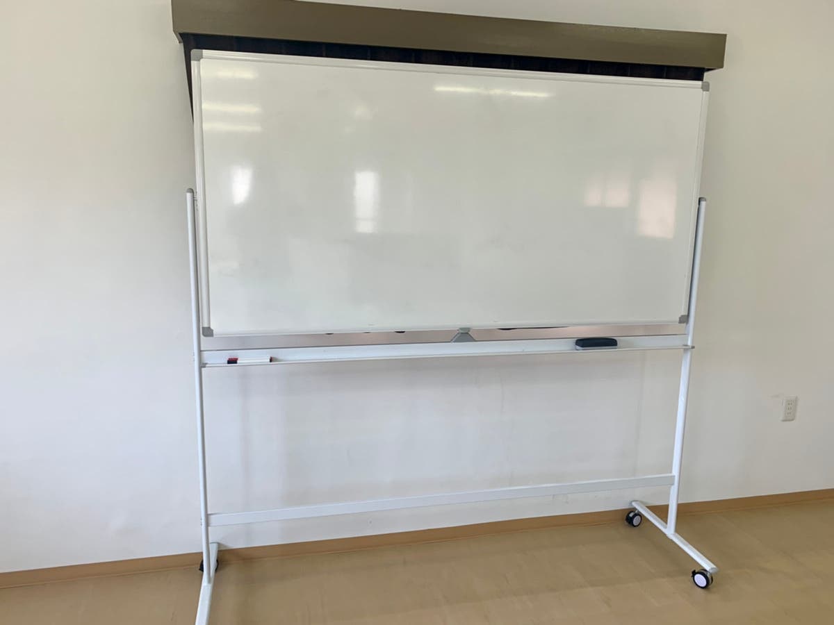 トイレ完備！敷地内に駐車スペース有！約60㎡の広々空間！の写真11