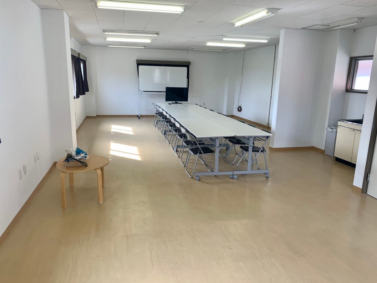 トイレ完備！敷地内に駐車スペース有！約60㎡の広々空間！の写真5