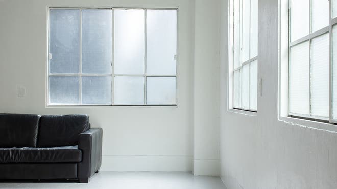 目黒 五反田 不動前 白ペンキ仕上げ 大判ペルシャ絨毯 格安プランあり ハウススタジオの写真4