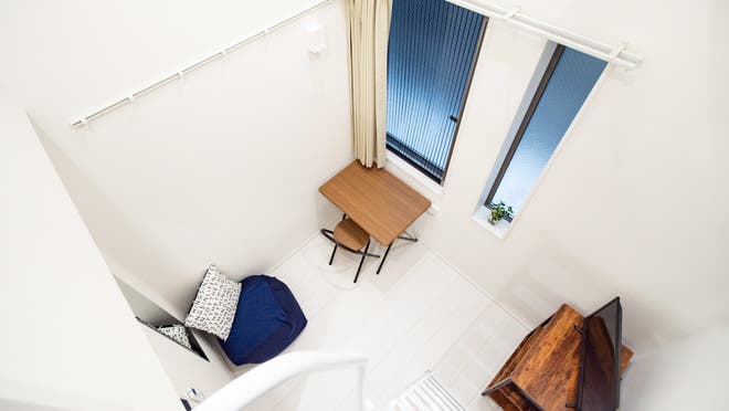 【G2】池袋エリアの新築アパートのワークスペースレンタル!/固定WIFI有/デスク・チェアー・テレビ等あり!の写真3