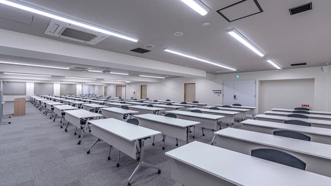 【銀座5分・新橋7分】最大収容198名✨銀座で“特別な会議”が叶う大型会場|控え室あり✨研修・試験・講演会・懇親会に|N201の写真5