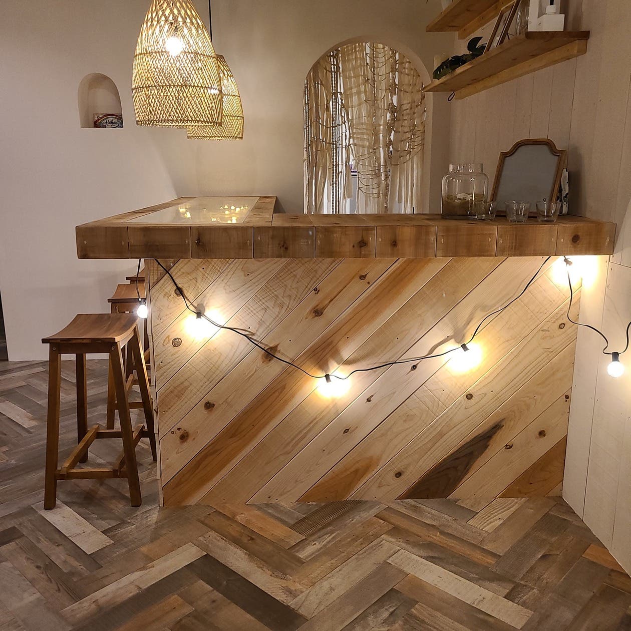 こじんまりとしたお洒落なLoungeの利用が可能。JR総武線 下総中山 徒歩5分の写真8