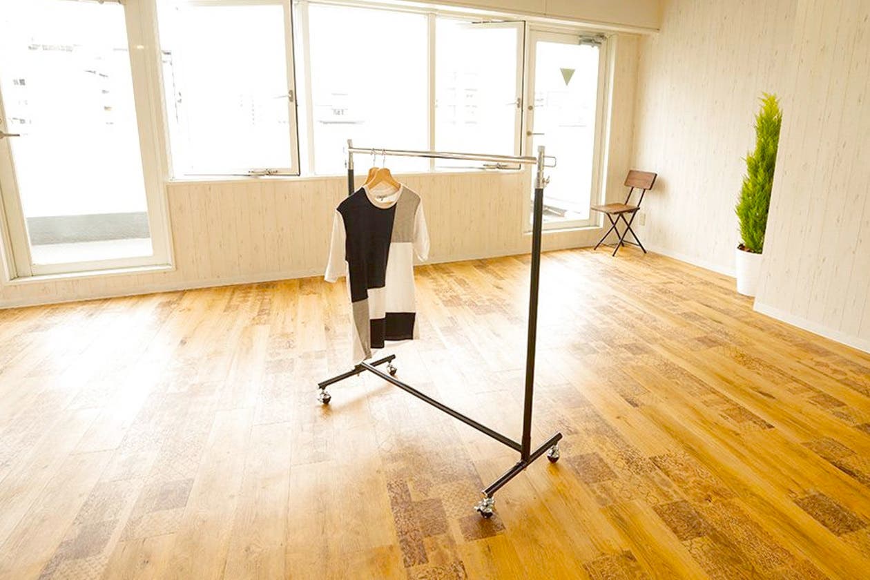 ハンガーラックの画像1