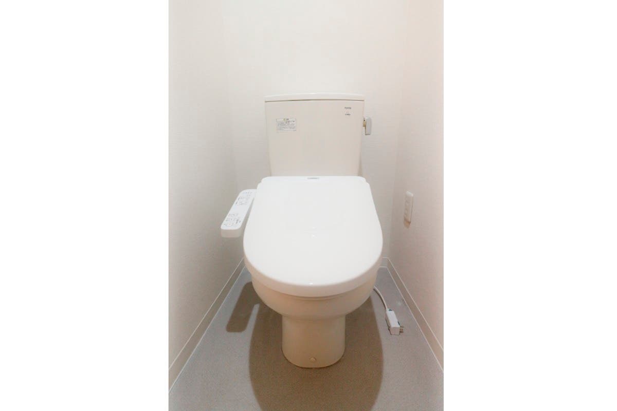 ライブ配信/テレワーク/Web会議/無料Wi－Fi完備/撮影用リングライト有/完全個室/2人掛けソファー【305号室】の写真7