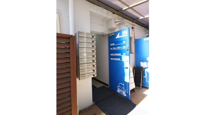 ライブ配信/テレワーク/Web会議/無料Wi-Fi完備/撮影用リングライト有/完全個室/2人掛けソファー【305号室】の写真12