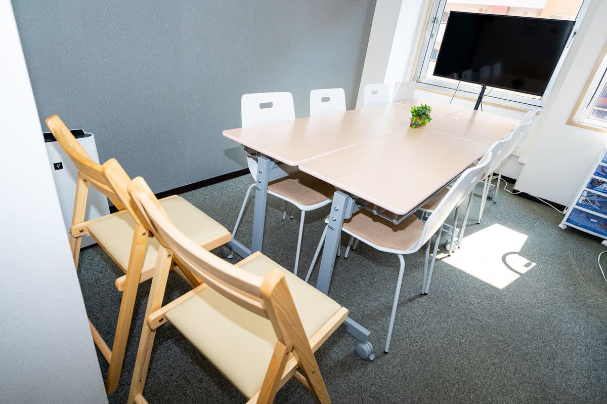 完全個室・Wi-Fi６あり【横浜駅徒歩３分】きれいなスペースで快適なテレワーク・会議ができる！の写真5