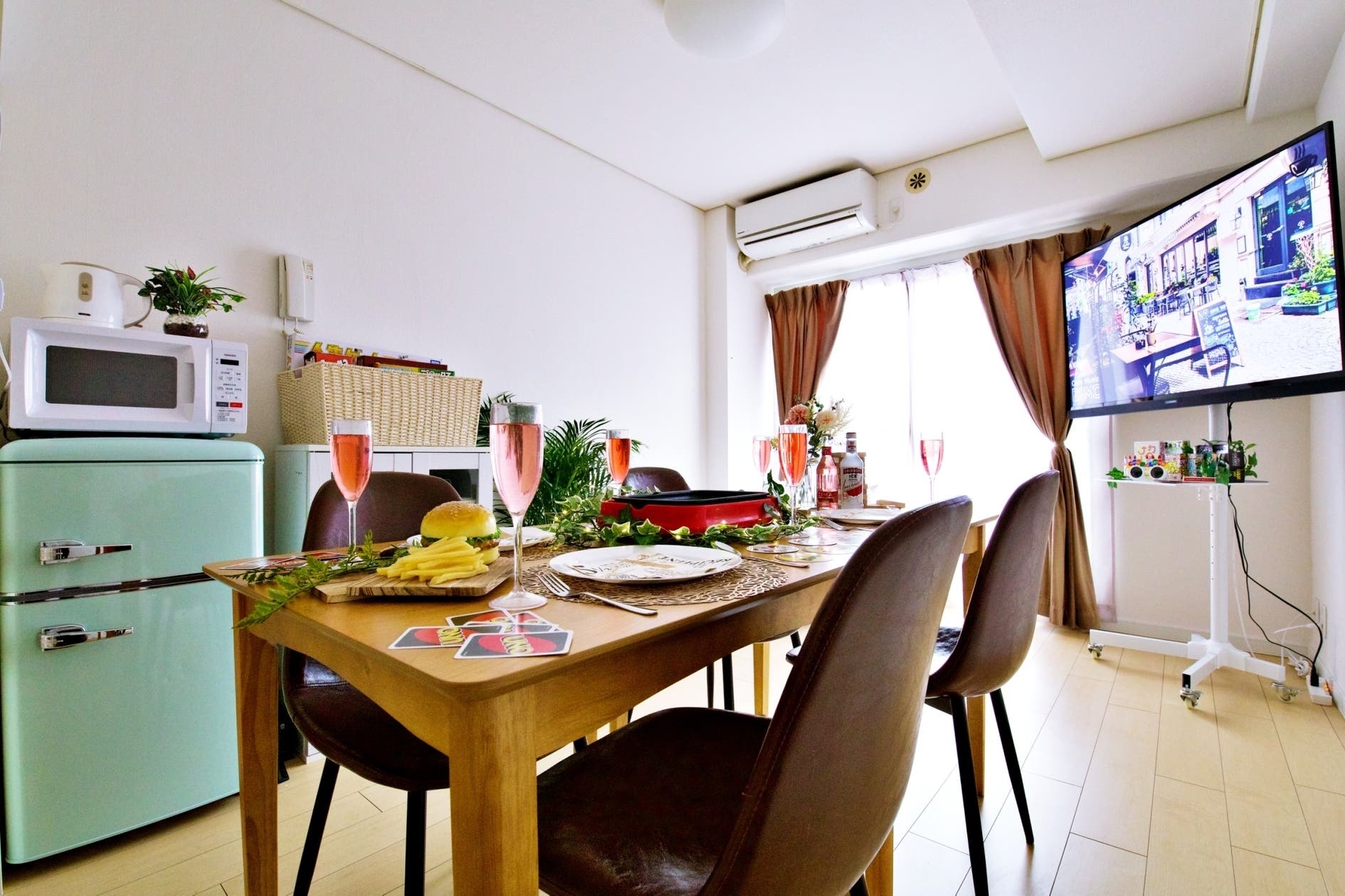 クリスマスツリー装飾中🎄歓送迎会｜パーティー・会議・作業｜大画面TV📺｜高速Wi-Fi📶｜YouTube🎥_419の写真11