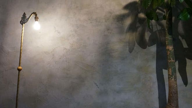 渋谷駅徒歩3分|古い外壁のような壁にアンティークが映える、廃墟をイメージした撮影スタジオ|シャビーシックな雰囲気の撮影に|Dstの写真10