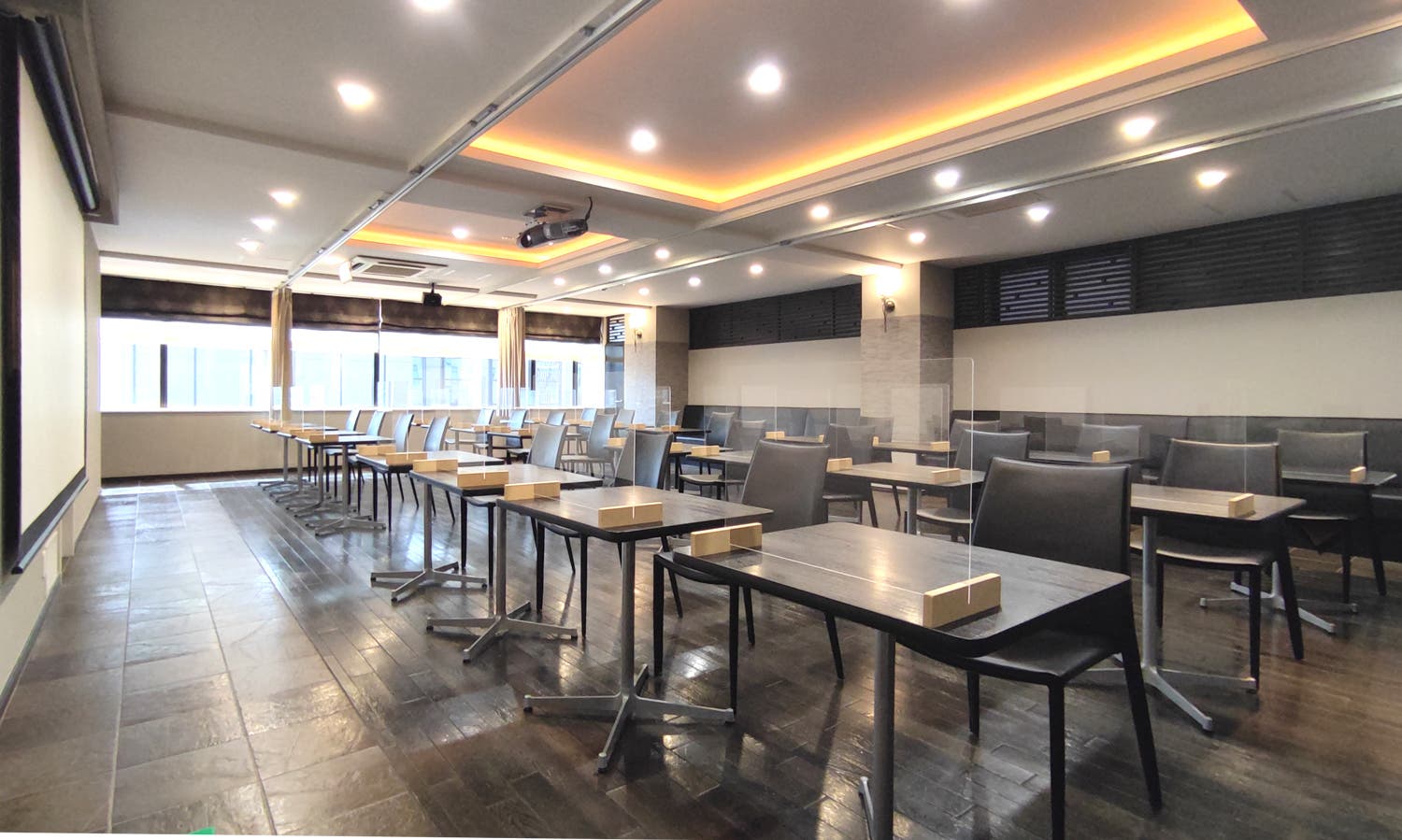 【WhiteKey GINZA】銀座駅/日比谷駅3分・有楽町5分｜圧倒的上質。高級感◎コスパ◎の写真2