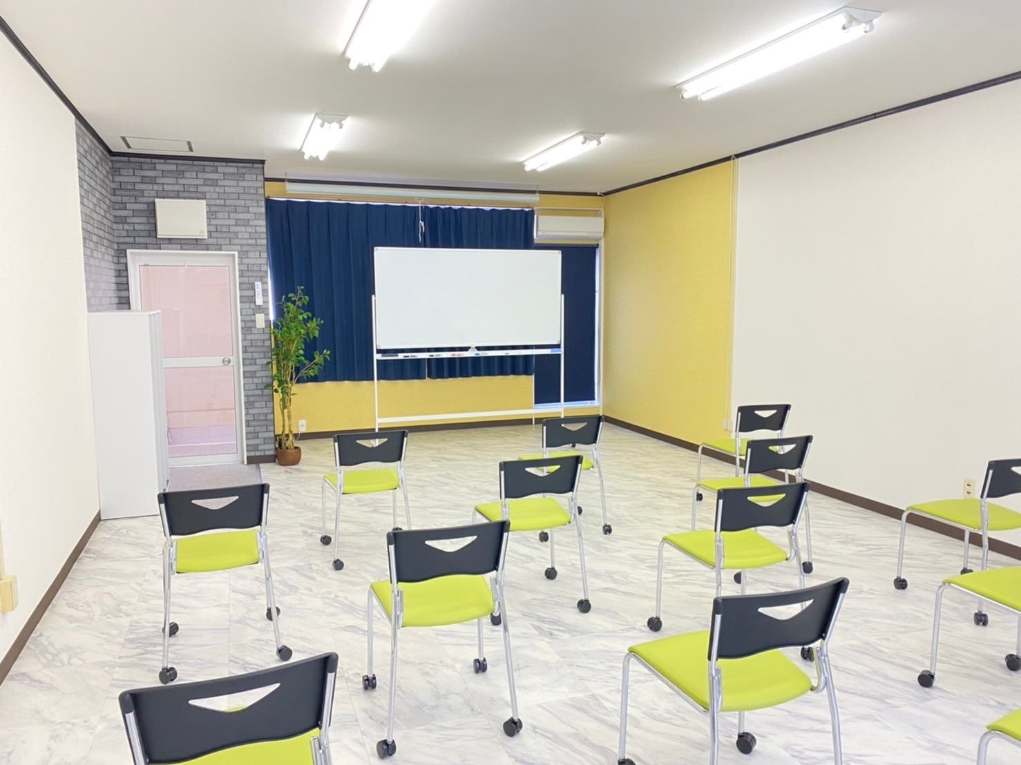 福山駅 大黒町 貸会議室の写真8