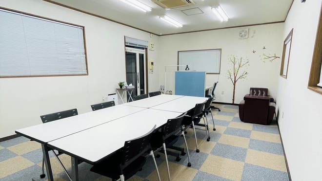 【シェアスペースhinata】駐車場無料!wifi プロジェクター完備 テレワークや会議にの写真3