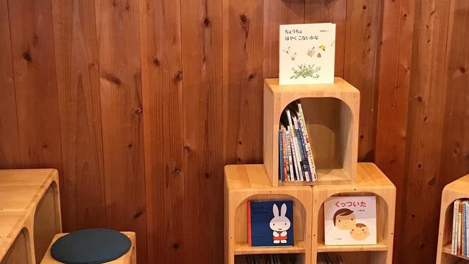 幼児から小学校低学年向け 絵本ライブラリーの写真4