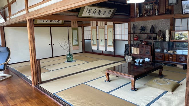 大人数の集まりに最適な20畳和室の写真1