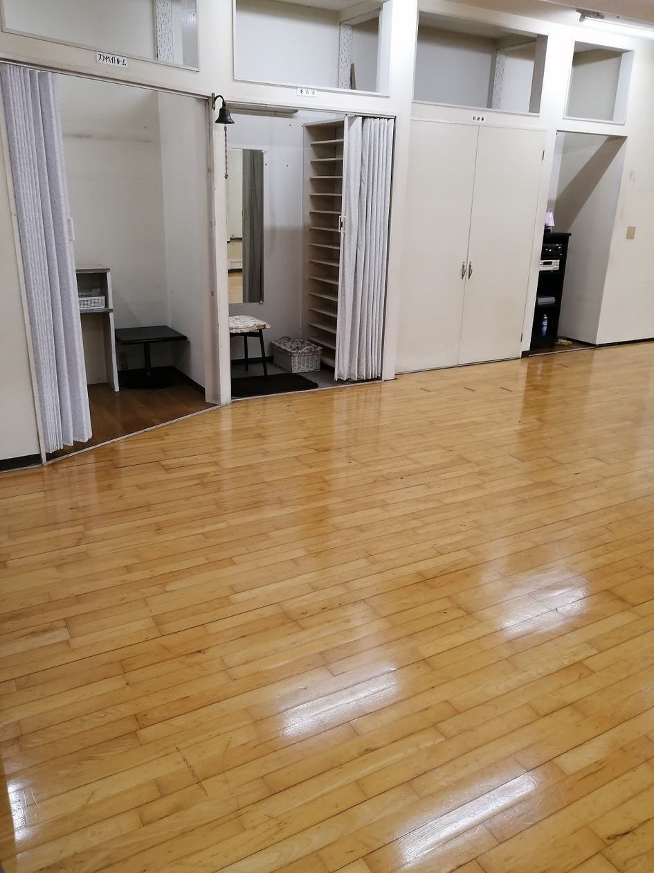 堺東でダンスができるスタジオ（駅から徒歩3分）地下1階フロアの写真5