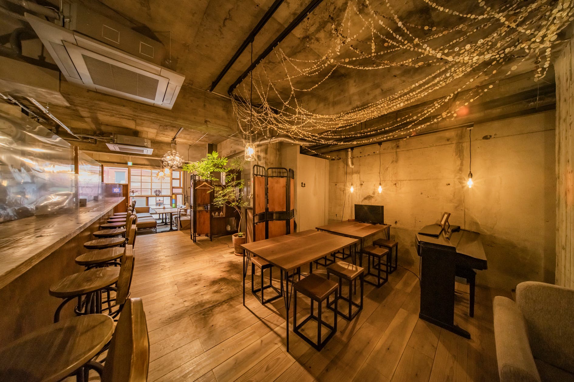 【熱海駅 徒歩5分】広々カフェスペース！撮影・ミーティング・講演会などの写真5