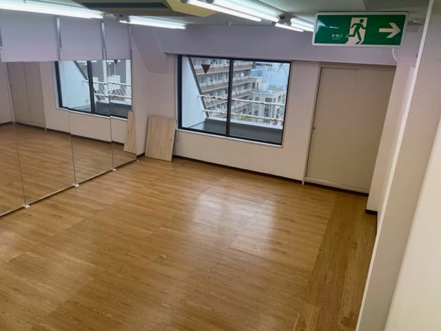 【JR沼津駅から徒歩4分】ダンスができるレンタルスタジオ｜26㎡スペース｜大型鏡・高速Wi-Fi完備｜24時間営業中！の写真5