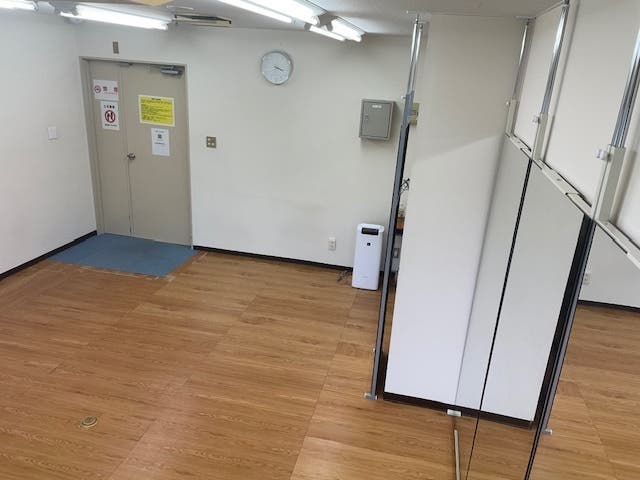 【JR沼津駅から徒歩4分】ダンスができるレンタルスタジオ｜26㎡スペース｜大型鏡・高速Wi-Fi完備｜24時間営業中！の写真6