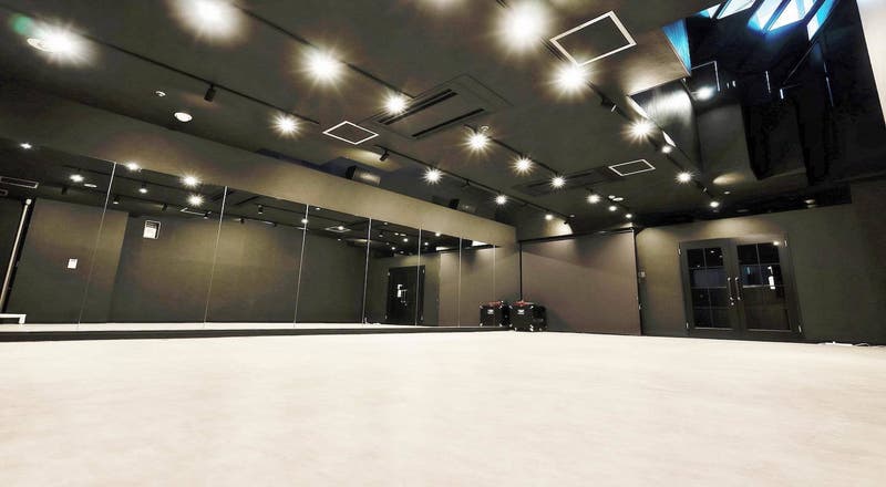 【西新宿エリア】新宿駅徒歩圏内 24時間利用可能のレンタルスタジオ！ダンス、ヨガ、歌、演劇、撮影会などご利用用途は様々です！