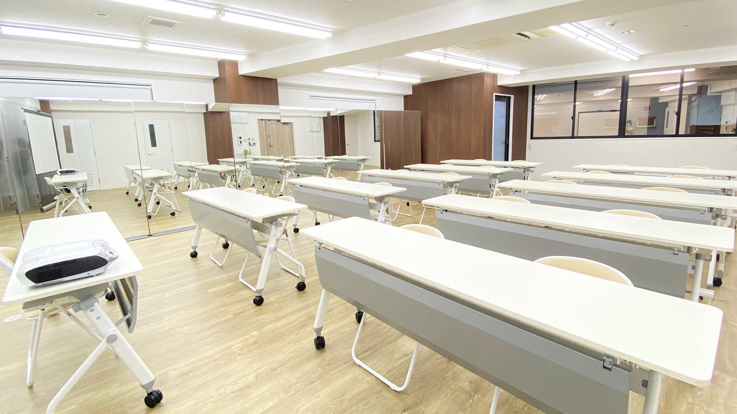 【2022年春OPEN】リーズナブルな多目的レンタルスペース【コミュニティーフロア】の写真9