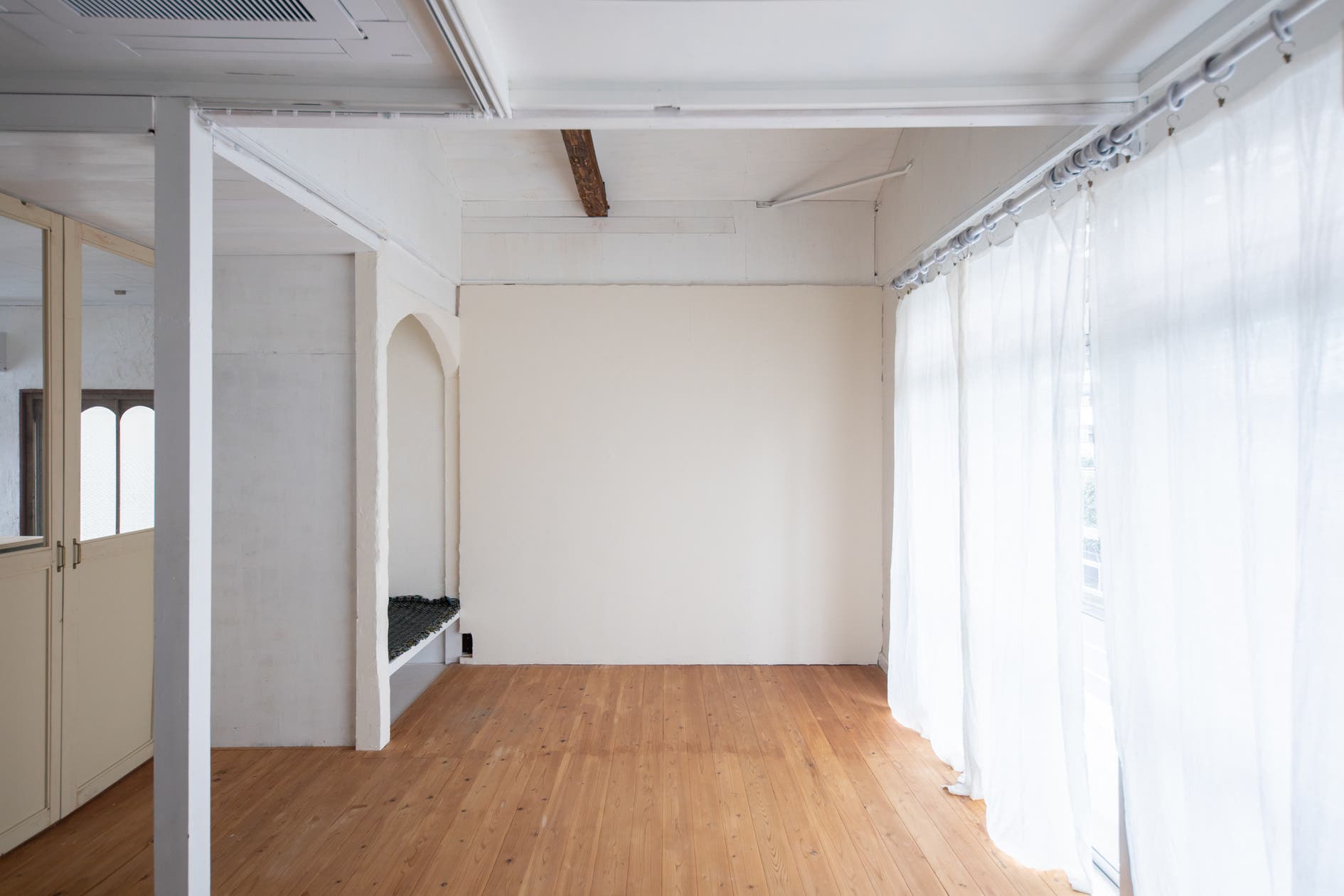 【川口市】自然光の入る撮影スタジオ！キッチン付きで様々な演出が可能。写真撮影/料理撮影/物撮り/ポートレート/駐車場完備の写真9