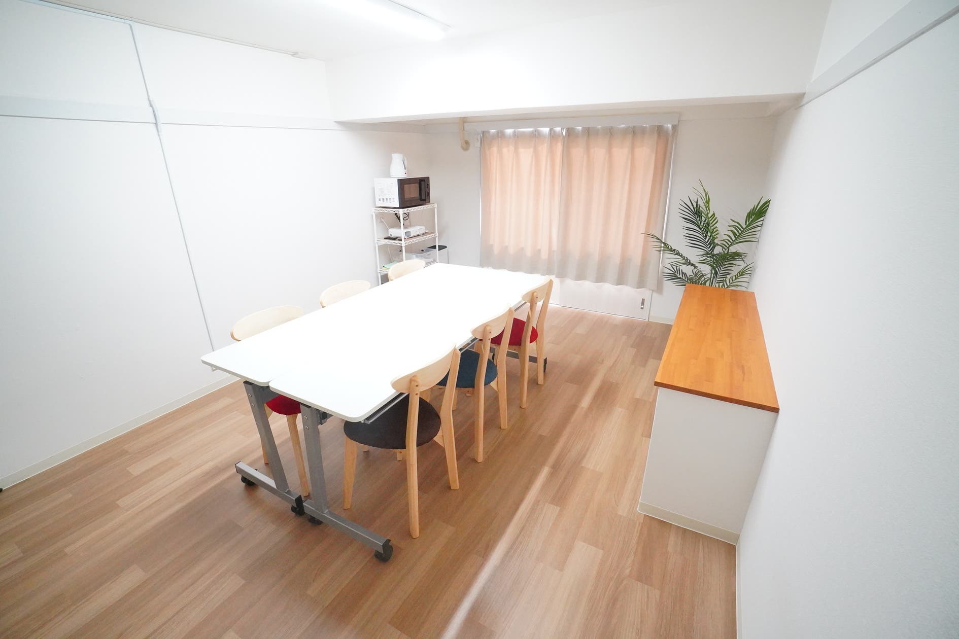 ＜初台マルチスペース402＞完全個室✨光回線Wi-Fi/ヨガマット/リングライト無料！会議/ヨガ/撮影の写真7