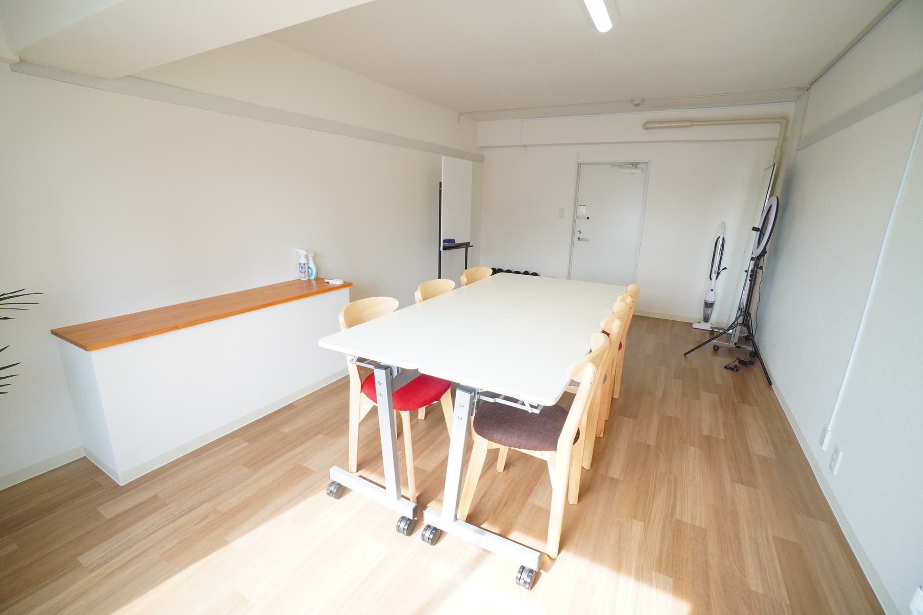 ＜初台マルチスペース402＞完全個室✨光回線Wi-Fi/ヨガマット/リングライト無料！会議/ヨガ/撮影の写真8