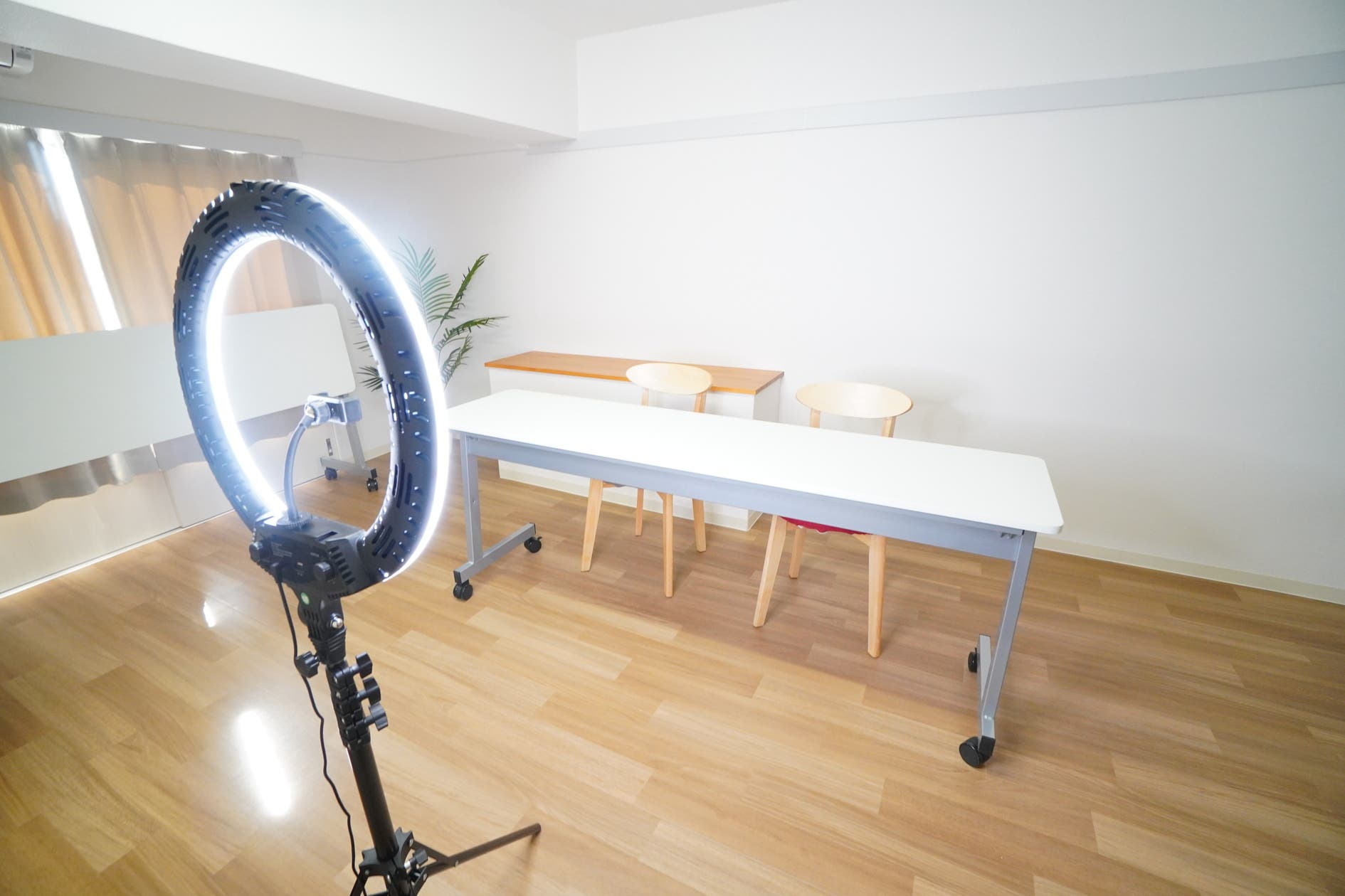 ＜初台マルチスペース402＞完全個室✨光回線Wi-Fi/ヨガマット/リングライト無料！会議/ヨガ/撮影の写真16