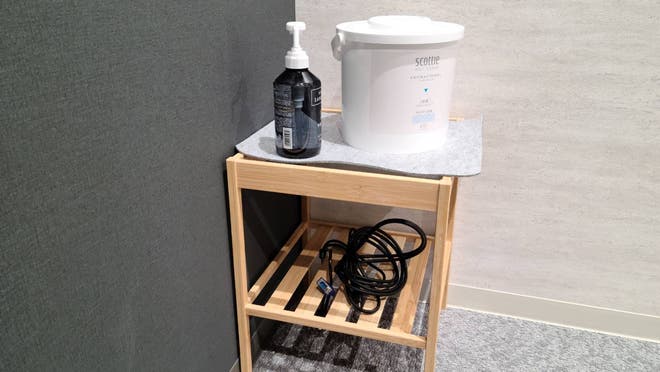 【大宮駅徒歩5分】BIZcomfort大宮西口 4名用会議室/完全個室/Wi-Fi完備/WEB会議/ホワイトボード/モニター有の写真5