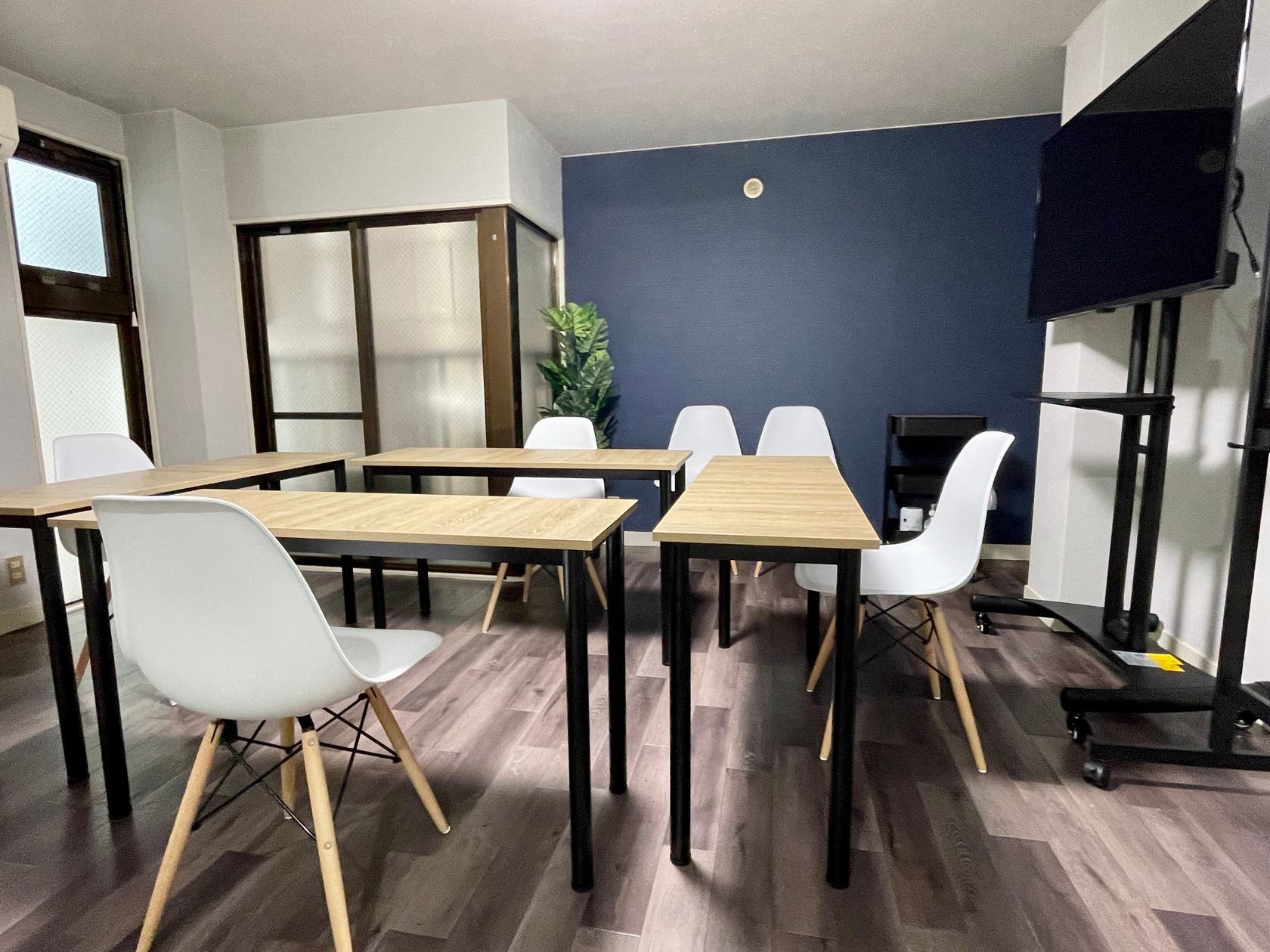 【New Open】京都駅徒歩4分 超高速Nuro光Wi-Fi・50インチモニタ・ウォータースタンド・空間除菌型空気清浄機完備!の写真7