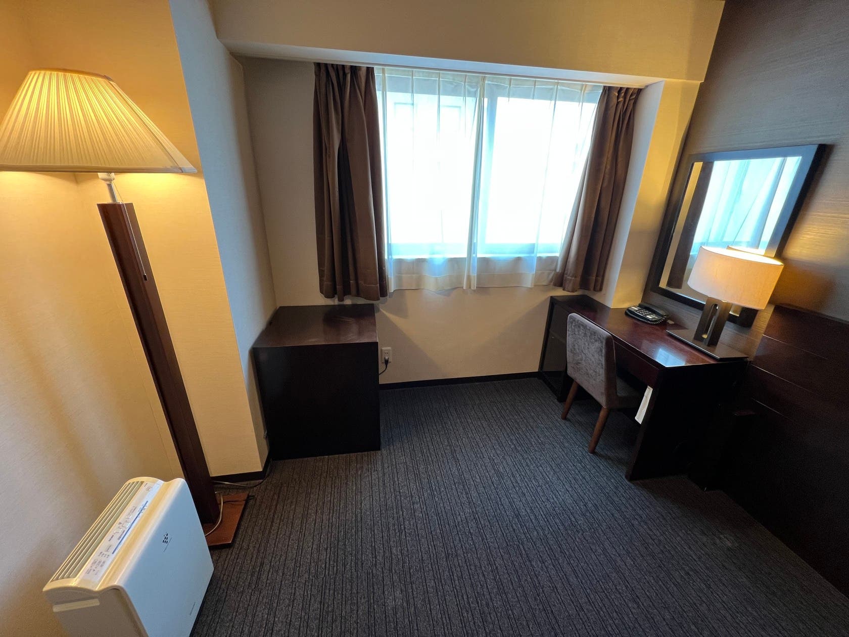 【ラグナスイート新横浜】新横浜徒歩５分！ホテル客室でのゆったりテレワーク！の写真6