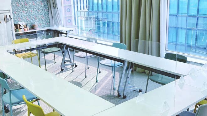 【梅田会議室】Osaka Metro東梅田駅から徒歩1分!20人収容可・交流会・セミナー・ワークショップに便利な大部屋の写真2