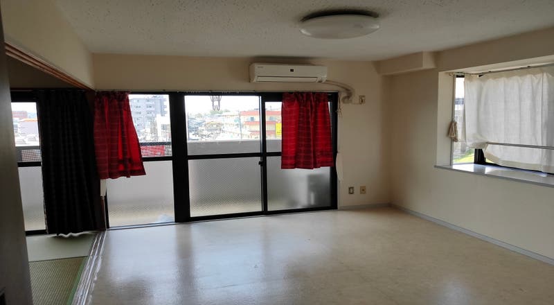 何も置いていないまっさらなお部屋　駐車場あり　緑区