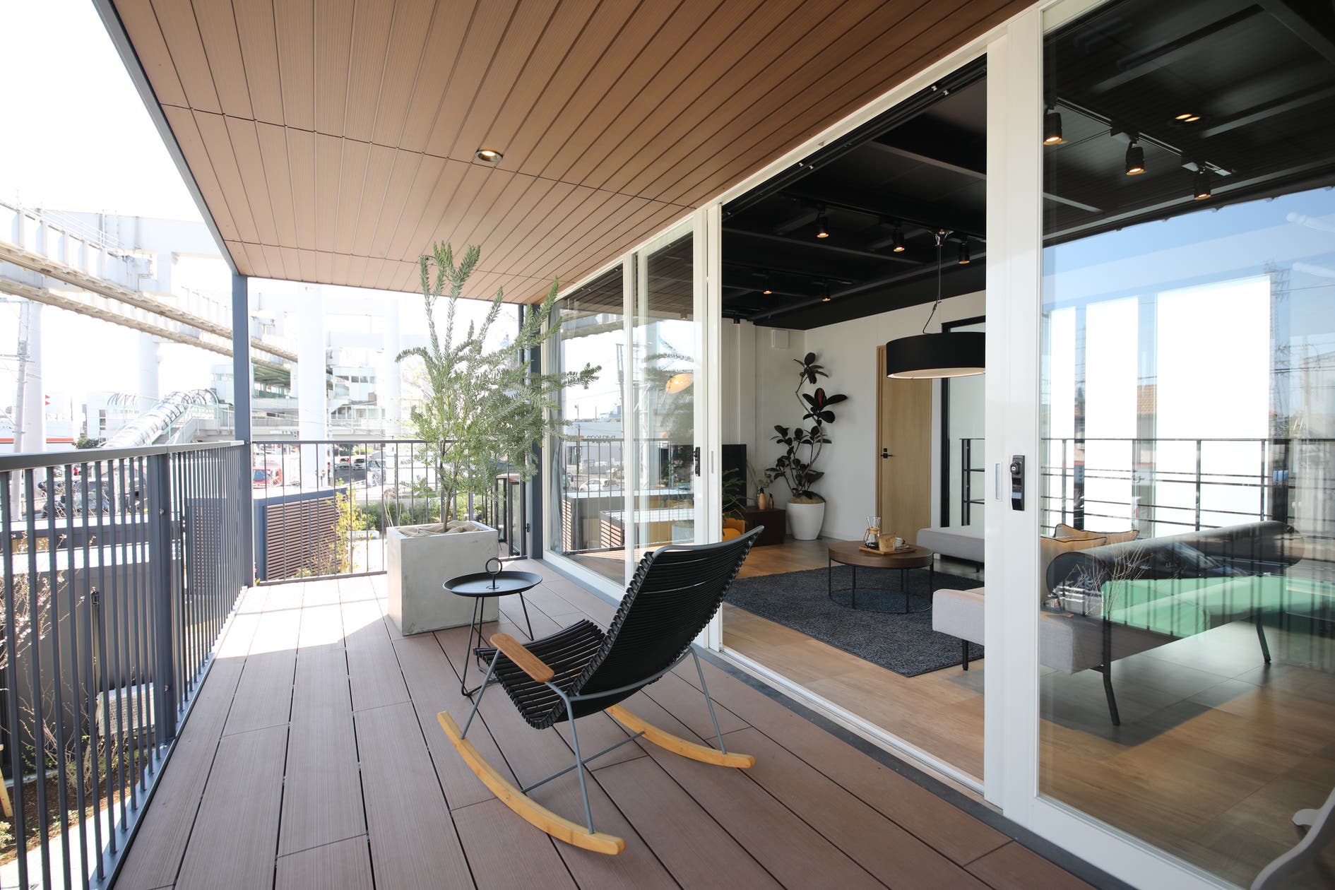 【Living2】✨U-SPACE千葉店✨リビングをイメージしたちょっとした集まりに最適のスペースです♪Wi-Fi/千葉市の写真7