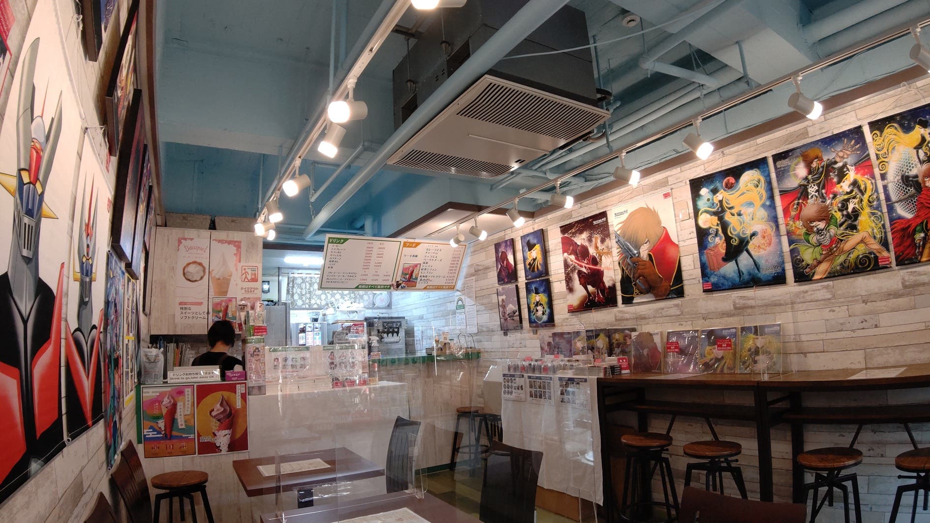 中野駅から徒歩5分の喫茶店スペースをスタジオにの写真4