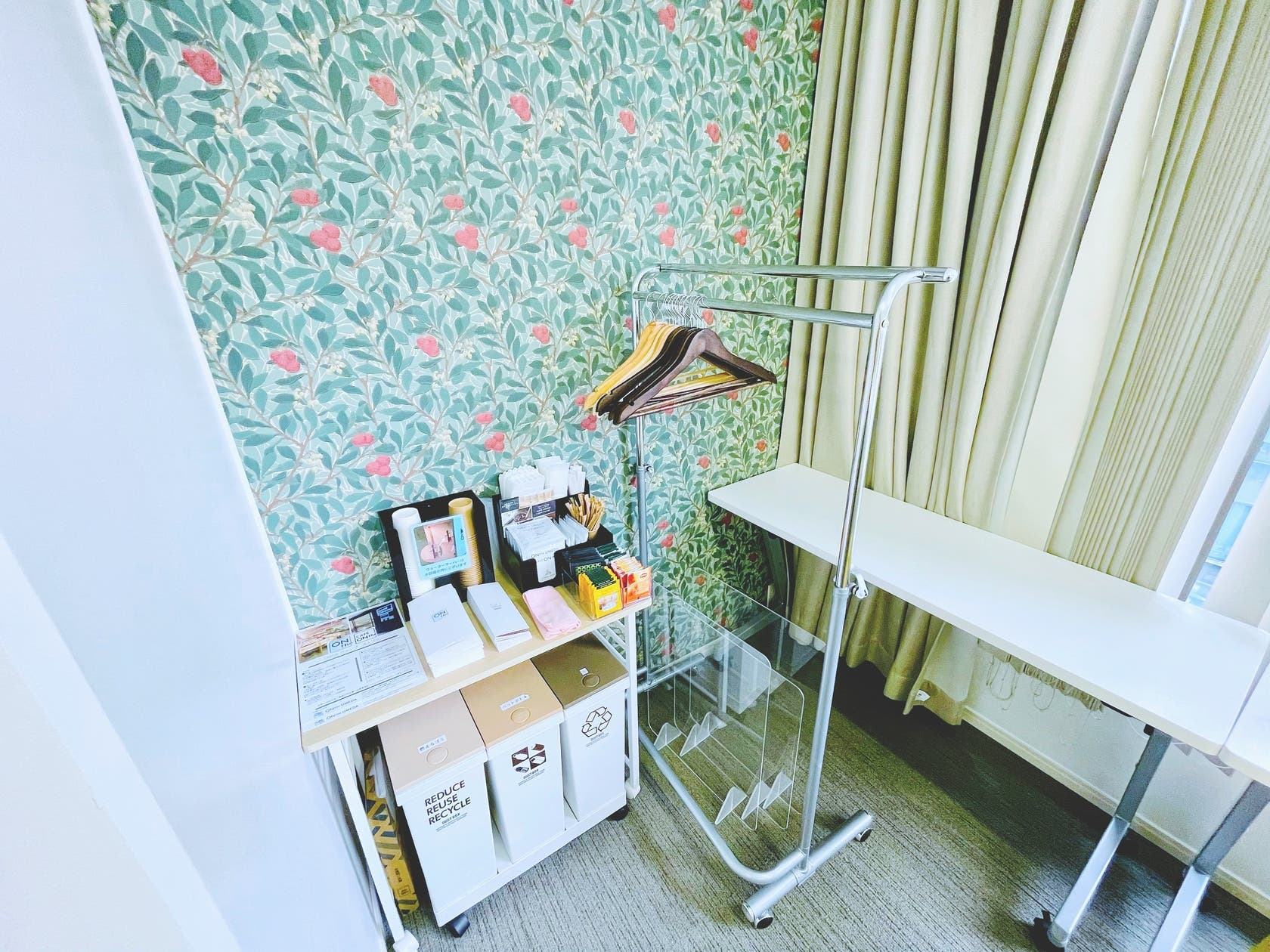 【梅田会議室】Osaka Metro東梅田駅から徒歩1分！20人収容可・交流会・セミナー・ワークショップに便利な大部屋の写真12