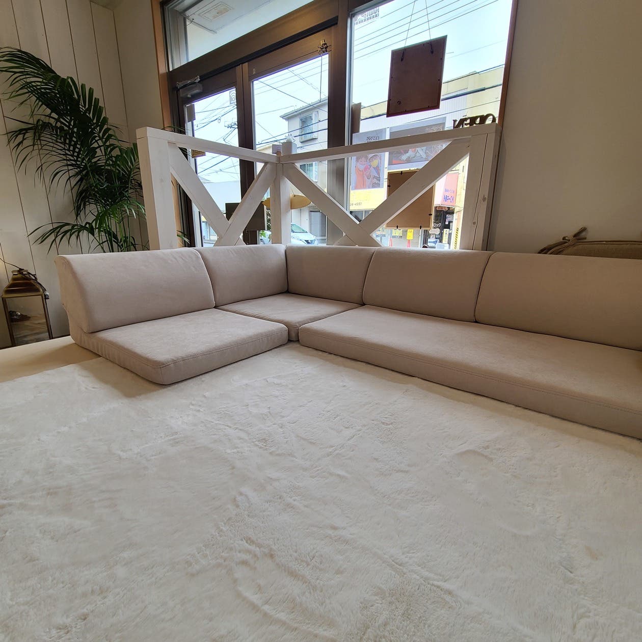 こじんまりとしたお洒落なLoungeの利用が可能。JR総武線 下総中山 徒歩5分の写真15