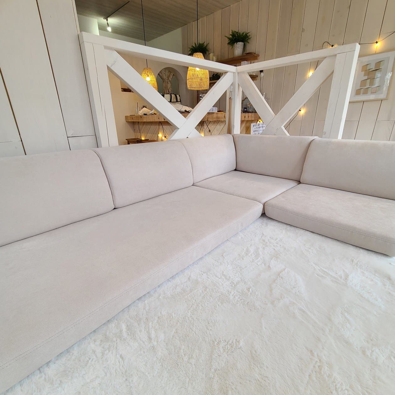 こじんまりとしたお洒落なLoungeの利用が可能。JR総武線 下総中山 徒歩5分の写真13