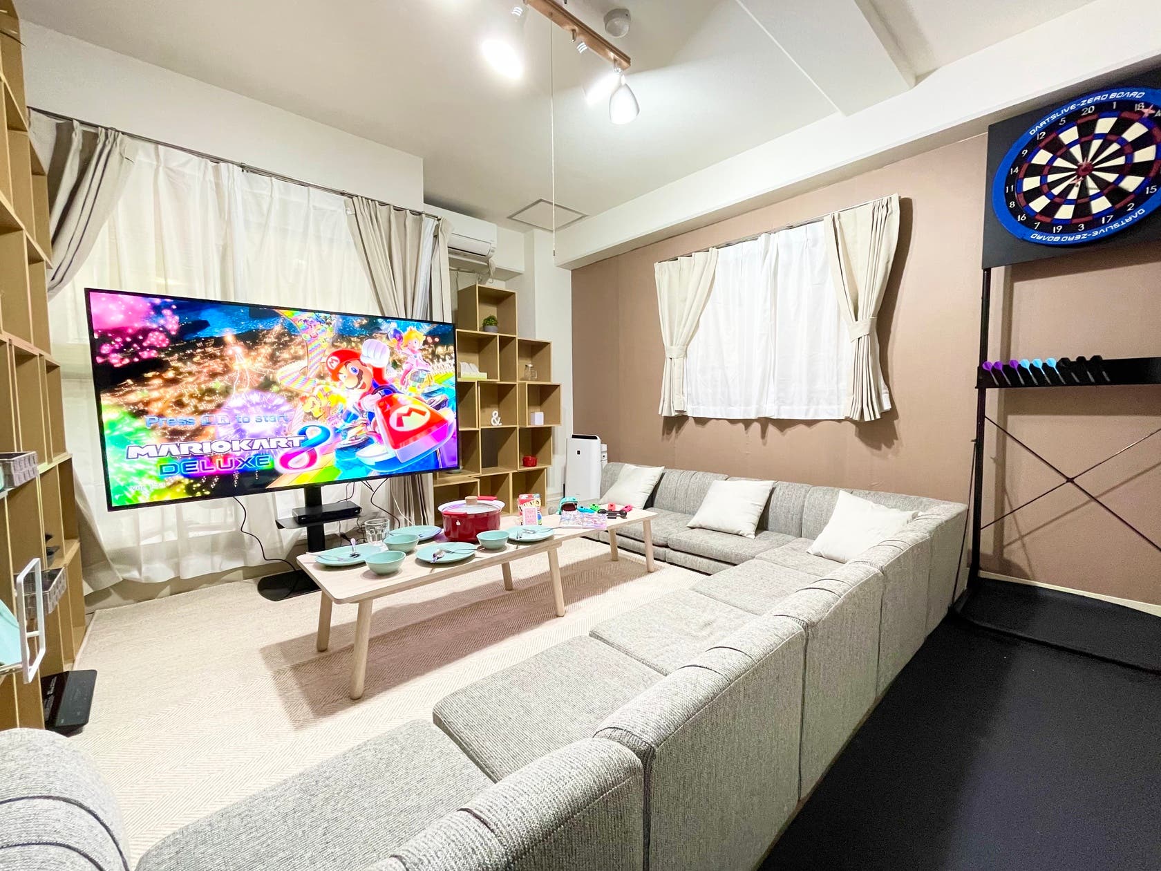 【アソシア-party梅田】ダーツ投げ放題🍷大型65㌅TV✨Netflix・Hulu見放題❗️Switch🎮飲み会🎉の写真3