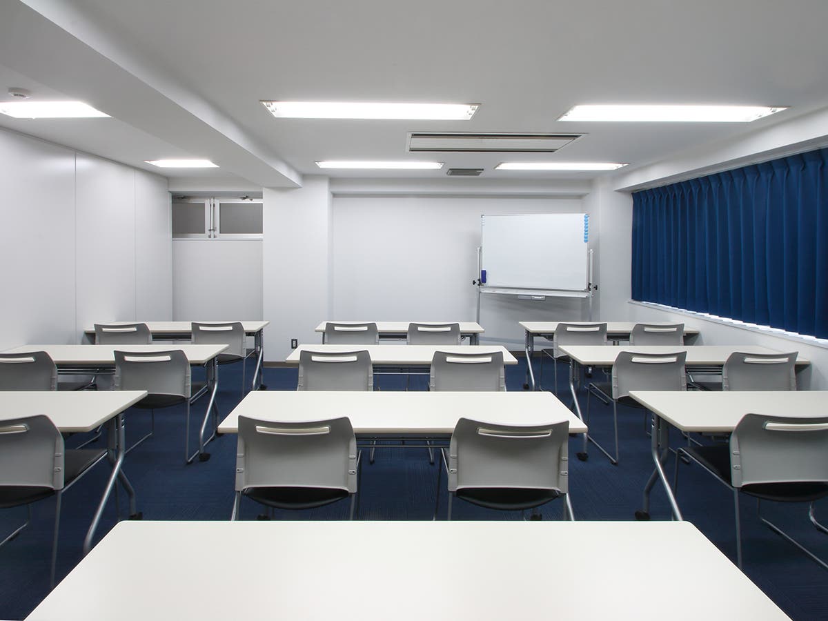  【ROOMs第1会議室】錦糸町駅3分 最大22名/光回線/会議/ボドゲ/セミナー/施術ベット/撮影（物撮り）【安い・綺麗】の写真2