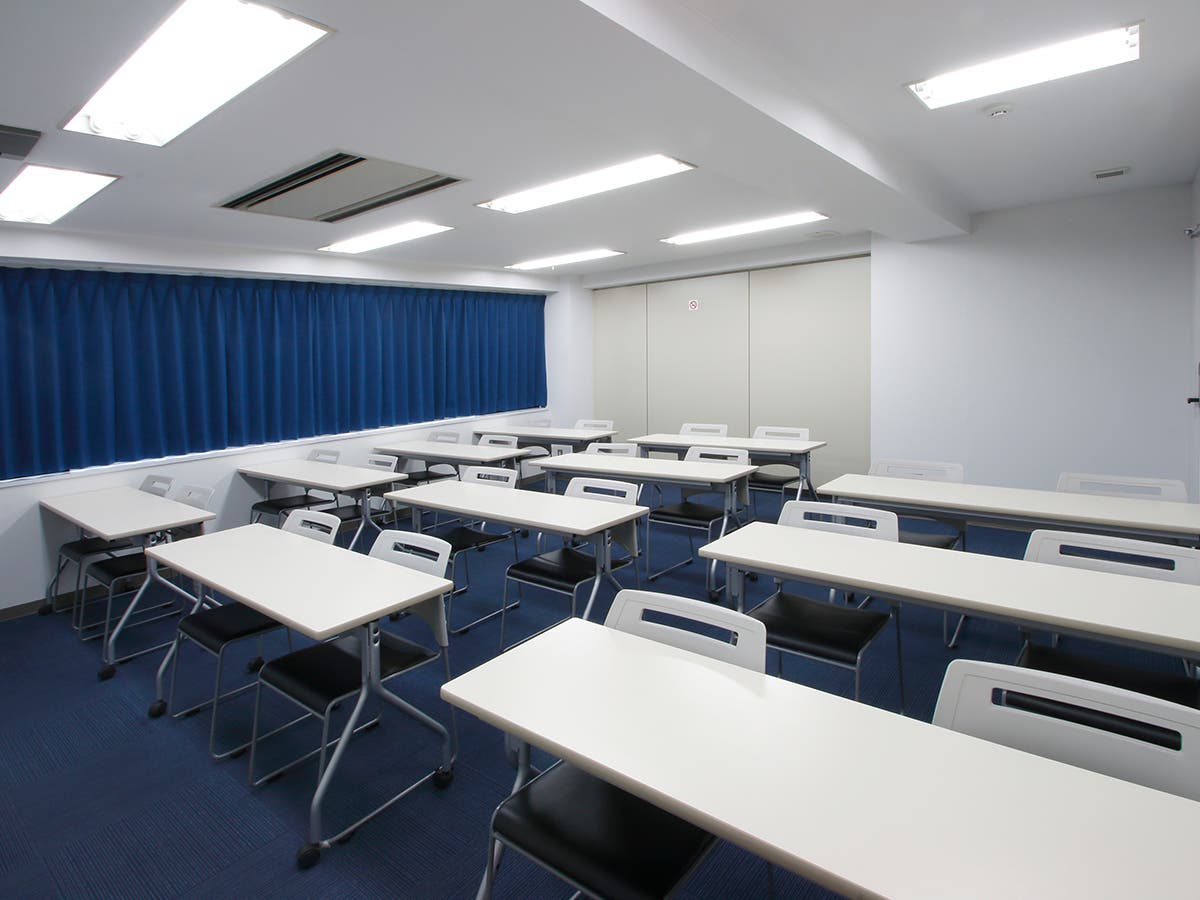  【ROOMs第1会議室】錦糸町駅3分 最大22名/光回線/会議/ボドゲ/セミナー/施術ベット/撮影（物撮り）【安い・綺麗】の写真3