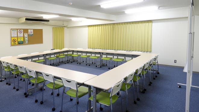 【ROOMs第1会議室】八丁堀駅 3分 最大44名/光回線/会議/セミナー/ボドゲ/面接/研修/施術ベット10台/【安い綺麗】の写真9
