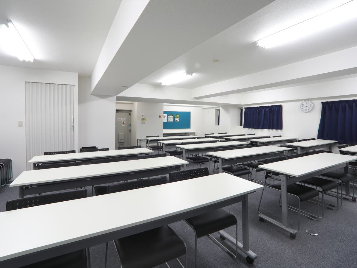 【ROOMs北口駅前店】錦糸町駅 北口徒歩2分 最大44名/光回線/会議/ボドゲ/セミナー/ベット4台/施術/研修【安い・綺麗】の写真4