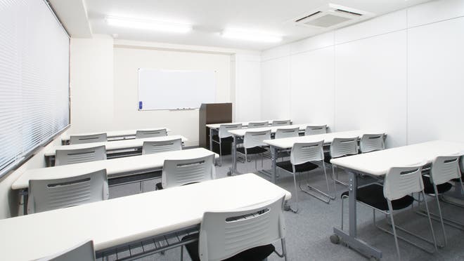 【ROOMs第4会議室】水道橋駅西口2分 最大20名/光回線/会議/ボドゲ/セミナー/施術ベット4台/研修/撮影【安い・綺麗】の写真3