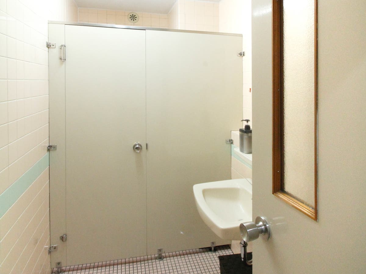 【ROOMs第4会議室】水道橋駅西口2分 最大20名/光回線/会議/ボドゲ/セミナー/施術ベット4台/研修/撮影【安い・綺麗】の写真9