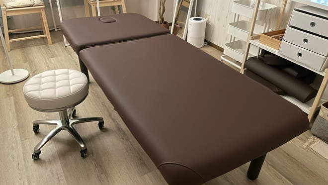 2022年オープン✨桜木町駅1分完全個室のキレイなサロン✨ほぼ雨に濡れずにアクセス👍電動昇降施術ベッド/マッサージ/エステの写真4