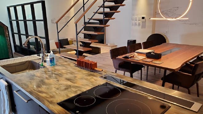 明治時代のレンガ造の建物を、モダンな雰囲気にフルリノベーション!商業撮影・ロケ地の写真10